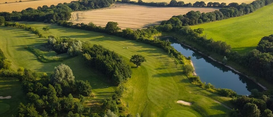 Golf Course Reviews Cainhoe Wood Golf Club (Manor) | Hole19